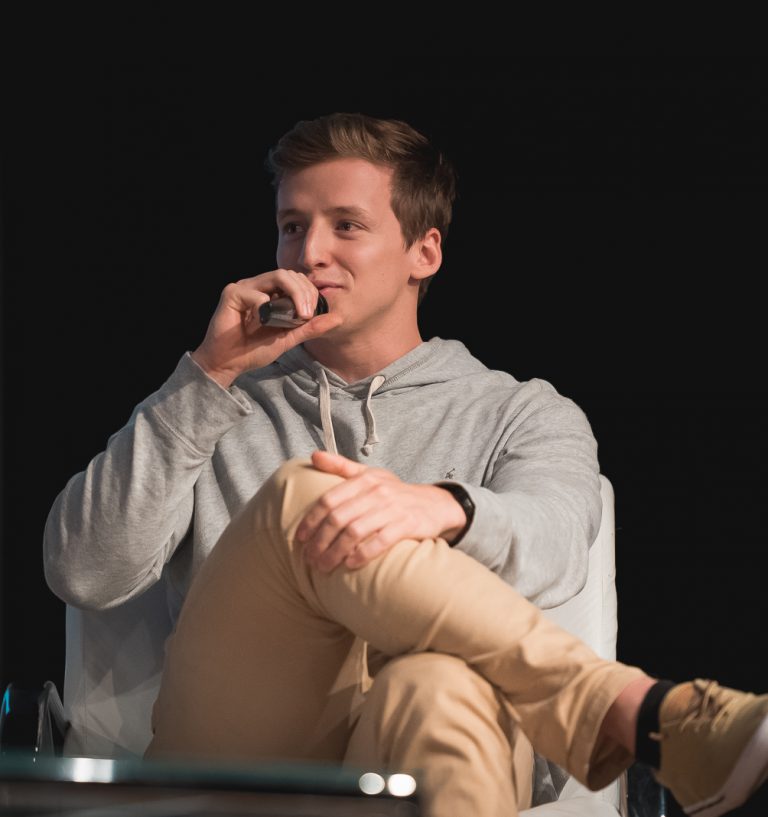 Max Peters - Empresário e Copywriter, fundador da Copy Experts